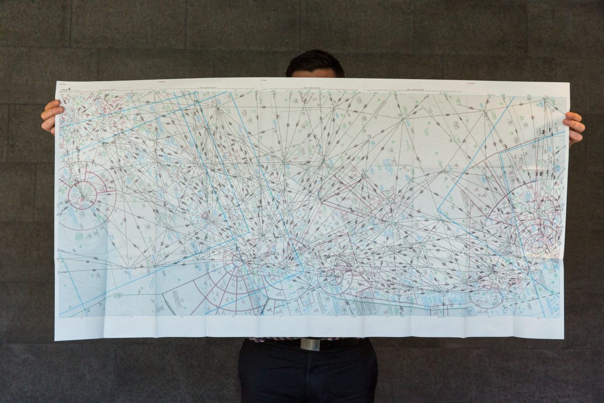 Navigating highways in the sky Navigating highways in the sky